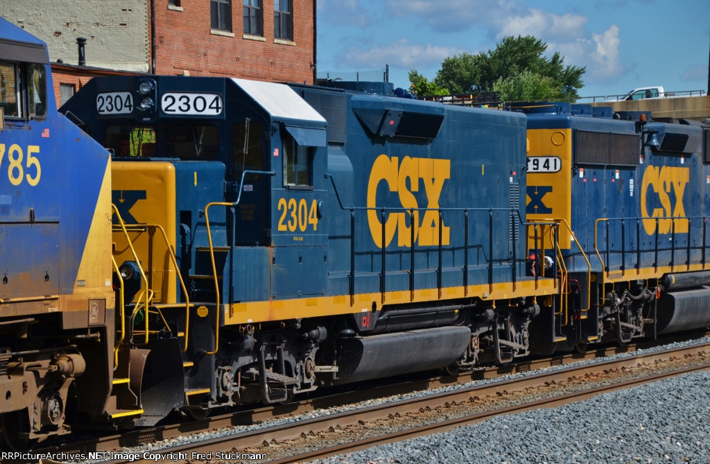 CSX 2304 and the rest are silent.